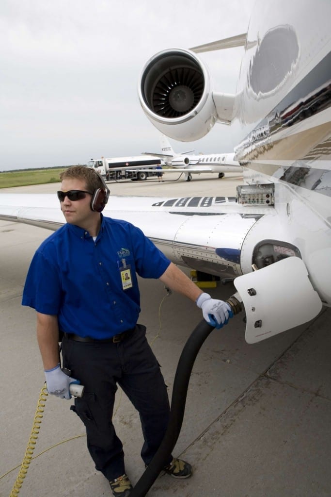 A day in the life of the line : Air Facts Journal