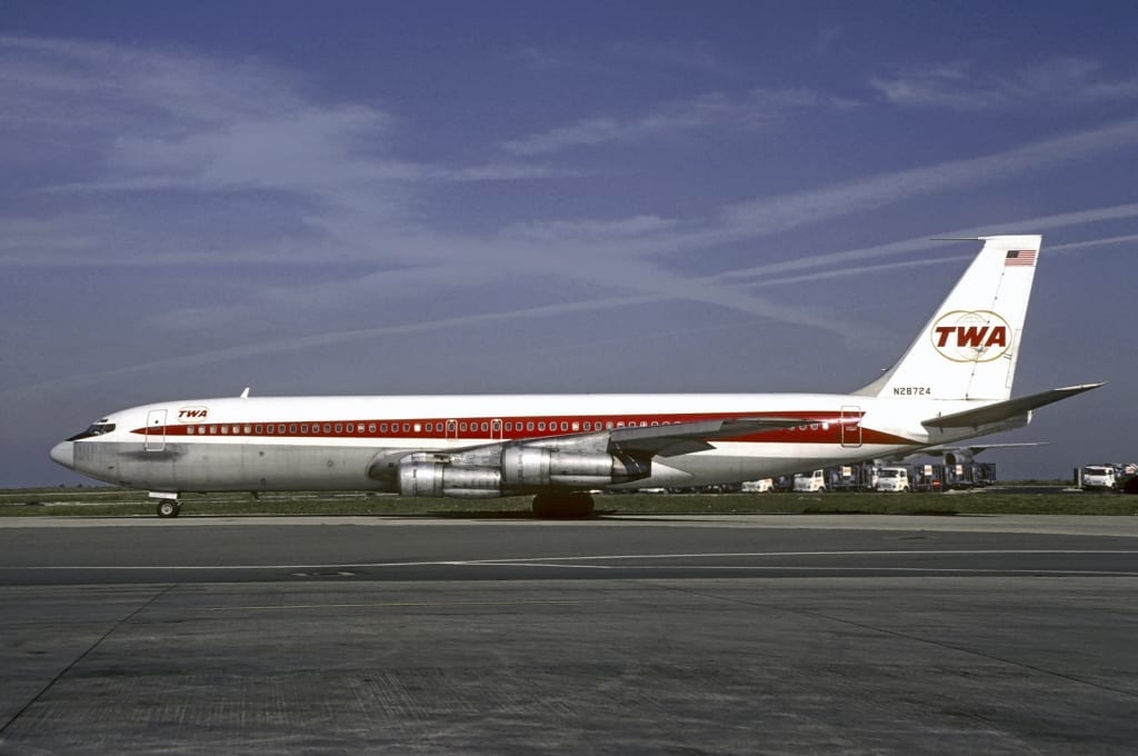 From the archives: to Hong Kong in a 707 : Air Facts Journal