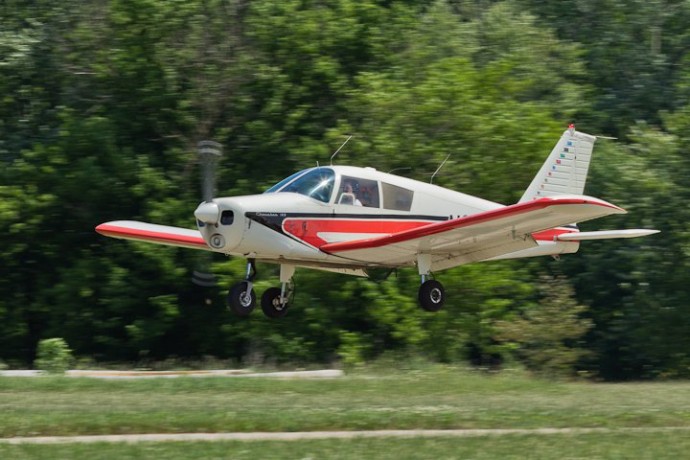 "Never bank over 30 degrees in the pattern," and other lessons : Air ...