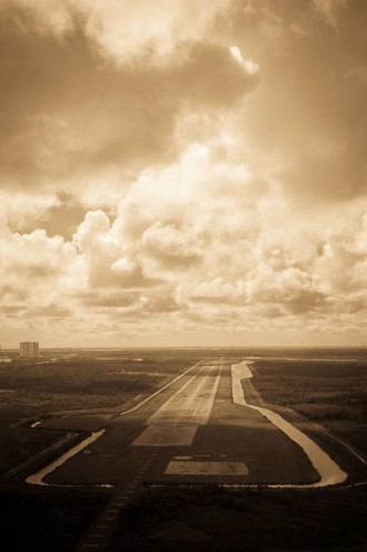 Friday Photo: astronaut runway : Air Facts Journal