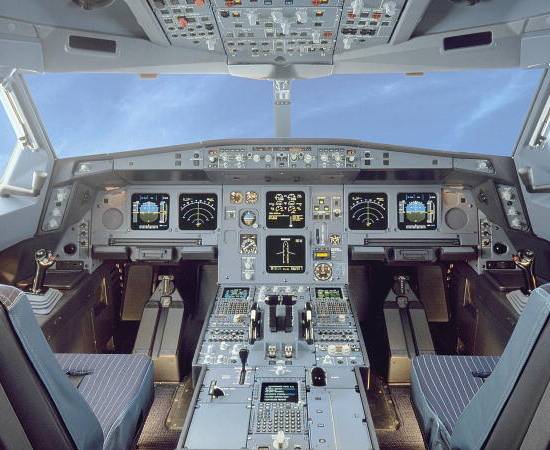 Automation, technology and flying light aircraft : Air Facts Journal