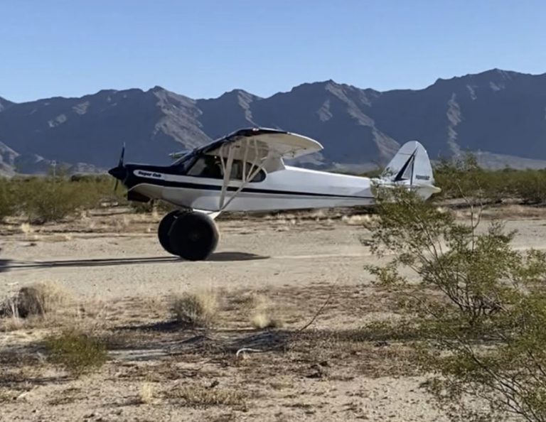 What STOL everybody's attention? : Air Facts Journal