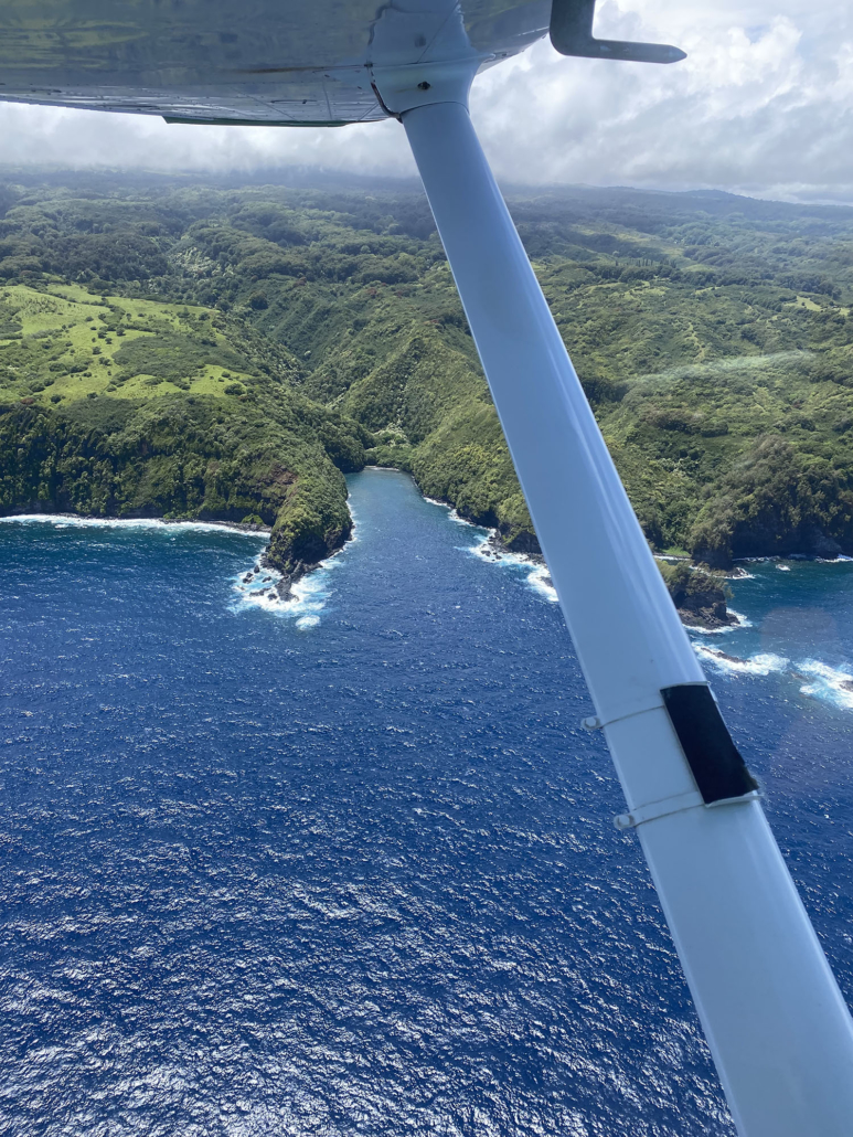 Flying in paradise: a vacation flight lesson in Maui : Air Facts Journal