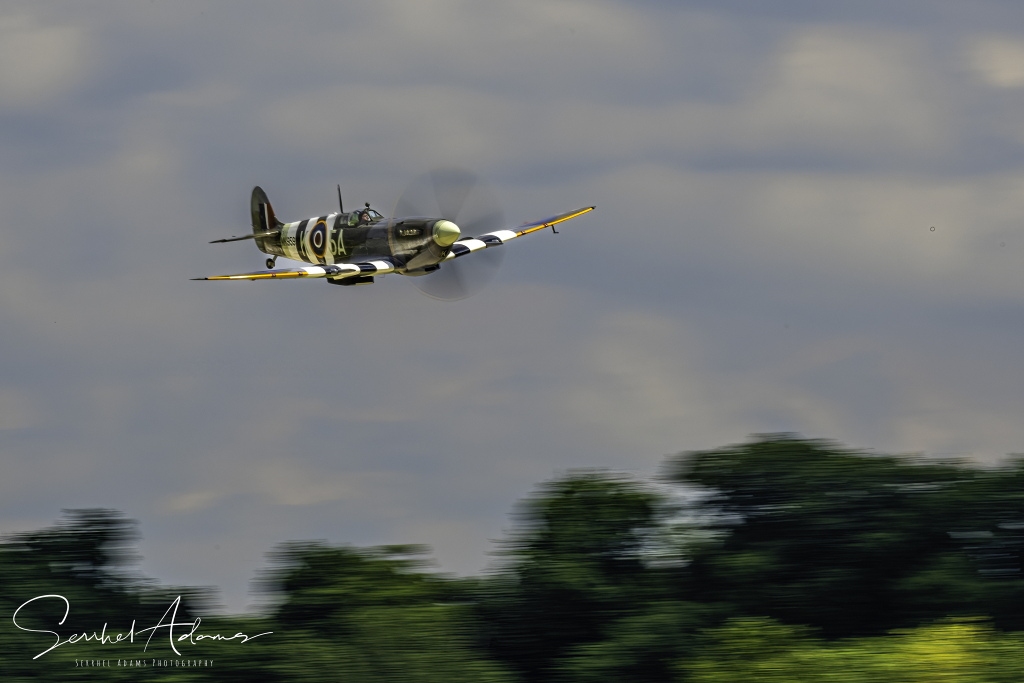 Friday Photo: Spitfire Over St. Louis : Air Facts Journal